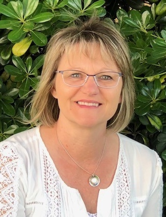 Frenchie Stamp Will Teach You How To Create Greeting Cards